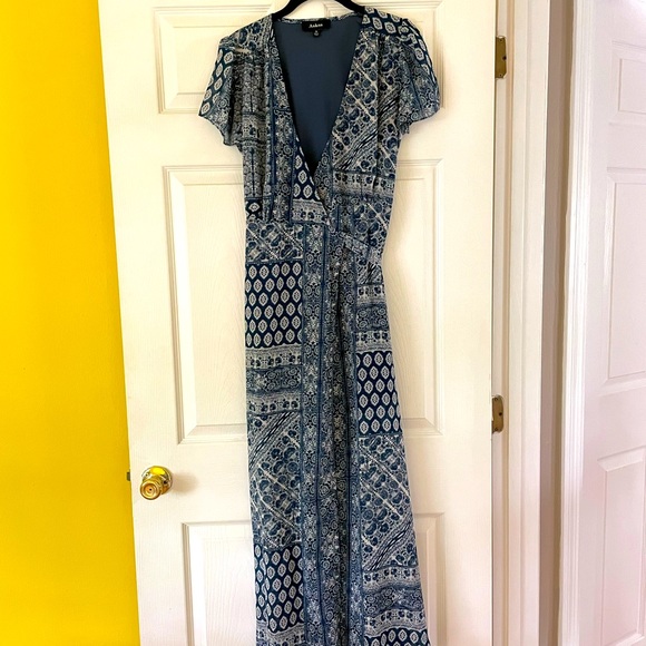 Aakaa | Dresses | Vici Gorgeous Print Of Blue And Cream Wrap Dress Made ...